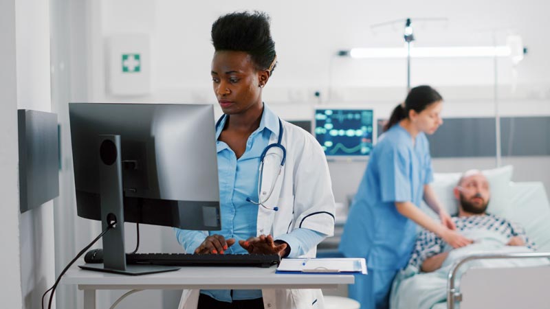 urgent-care-doctor-patient - docsurgentcare